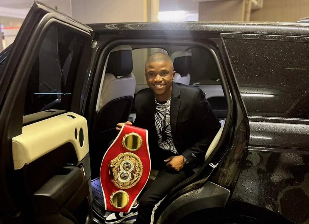 Boxer Sivenathi Nontshinga Signs With Asanda Empires